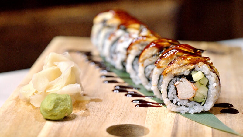 black dragon roll sushi